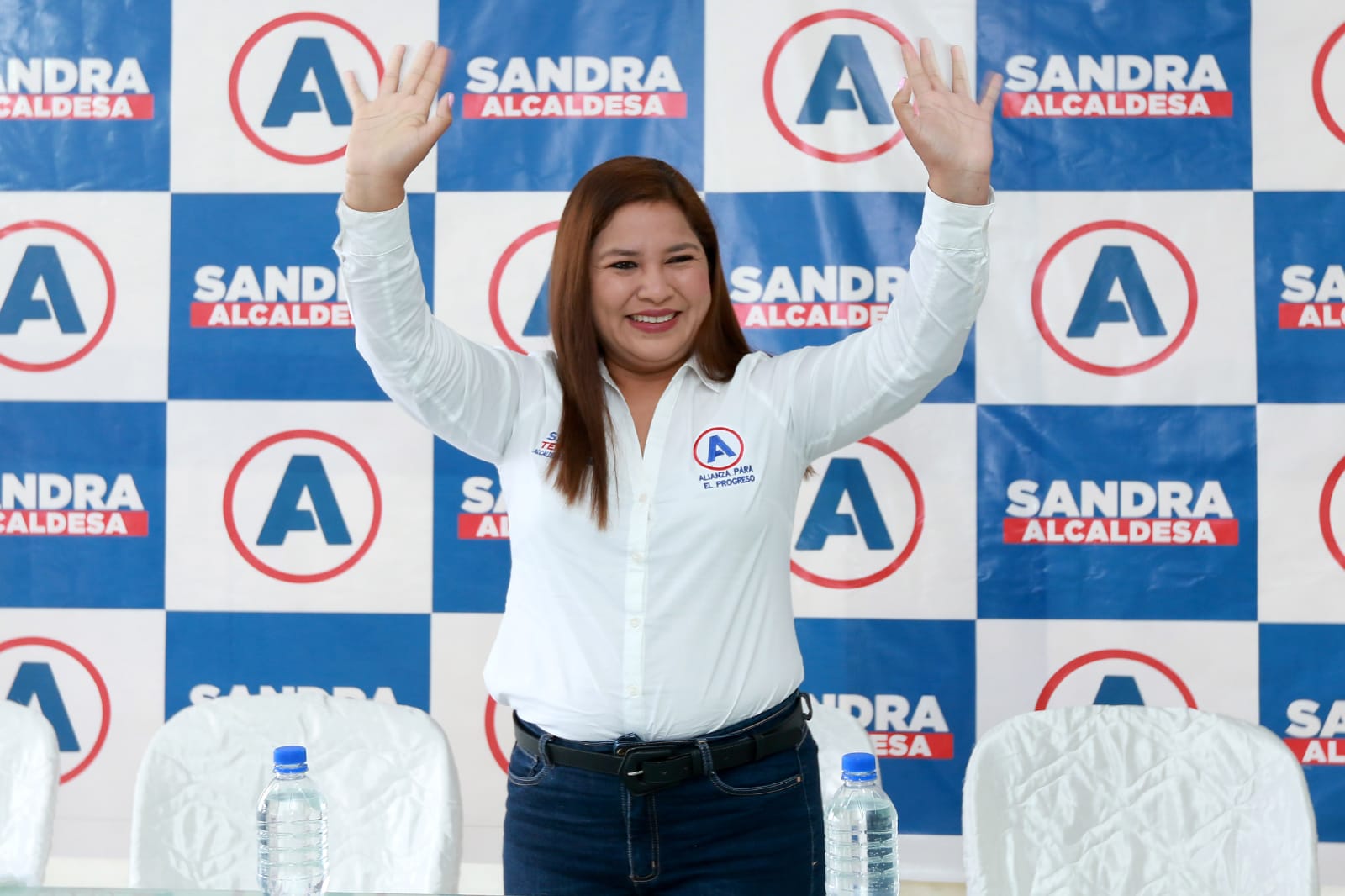 SANDRA TERRONES PRESENTÓ OFICIALMENTE SU CANDIDATURA A LA ALCALDÍA DE ...