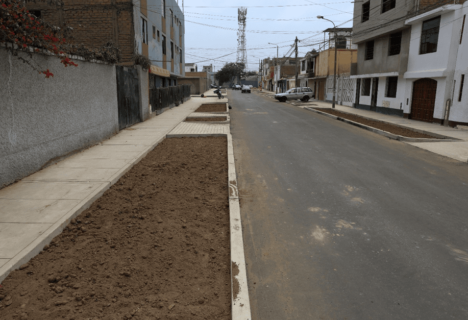 MEJORAMIENTO DE URB. DANIEL HOYLE SUPERA EL 60% DE AVANCE - CAUSA JUSTA