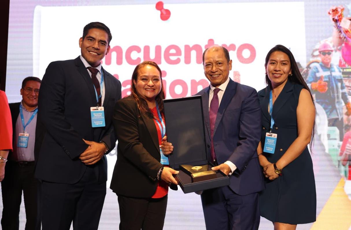 GORE La Libertad recibe reconocimiento a nivel nacional por su buen desempeño en el sector ...